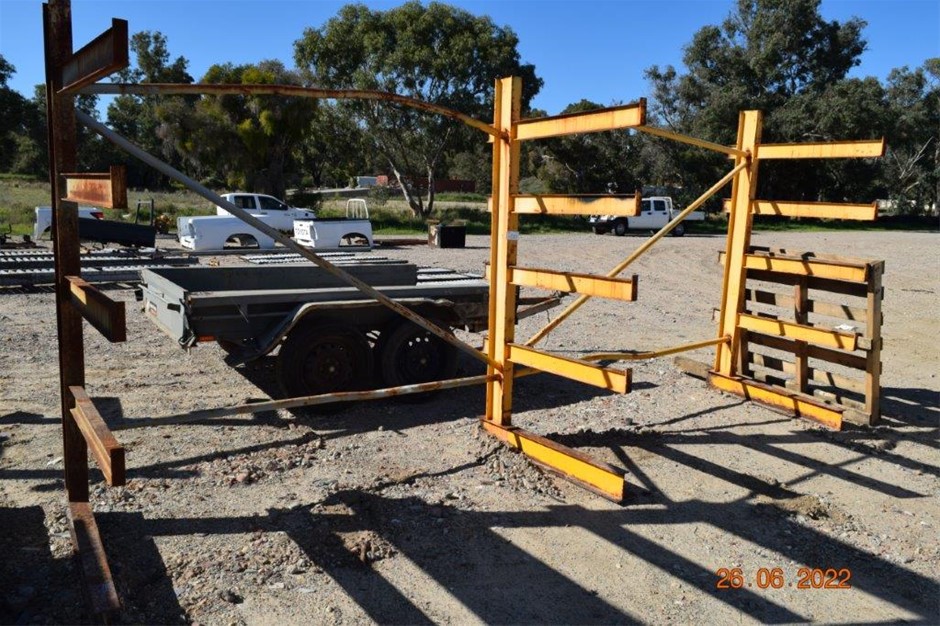 Steel Framed Steel Stock Finger Rack Auction (0060-9032841) | Grays ...