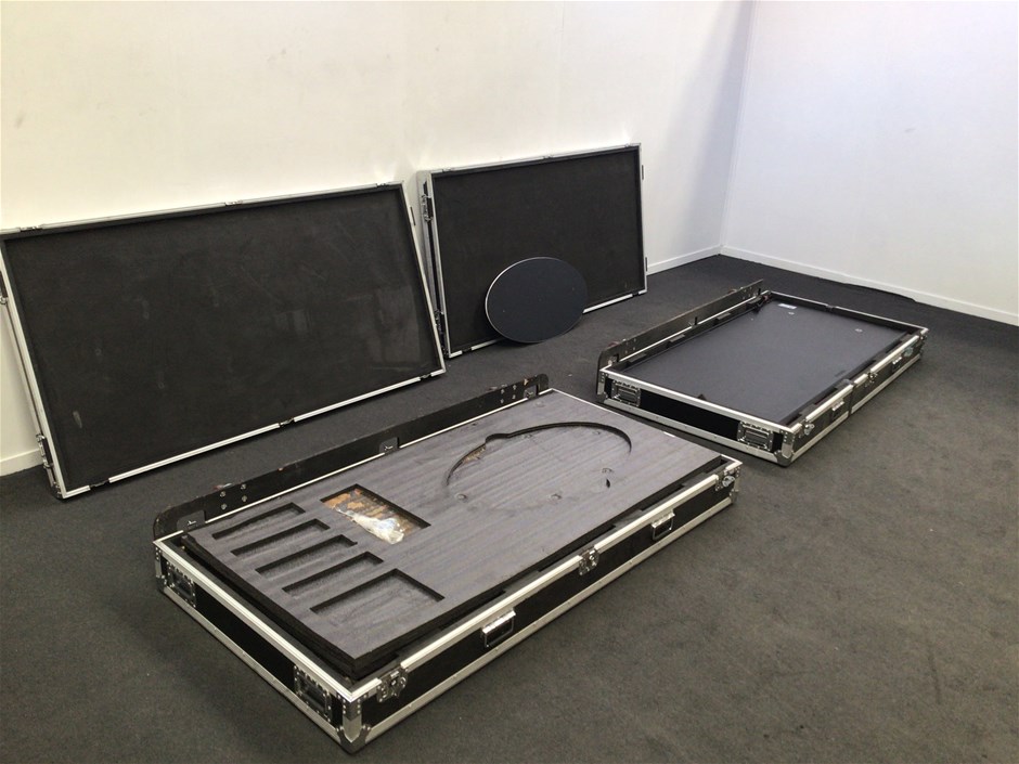 2 x Television cases:1 x Television Set Auction (0136-7040093) | Grays ...