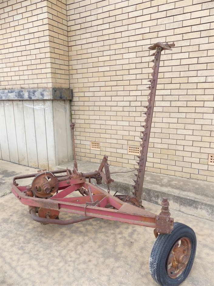 Tag Along Mower Auction (0008-5049034) | Grays Australia