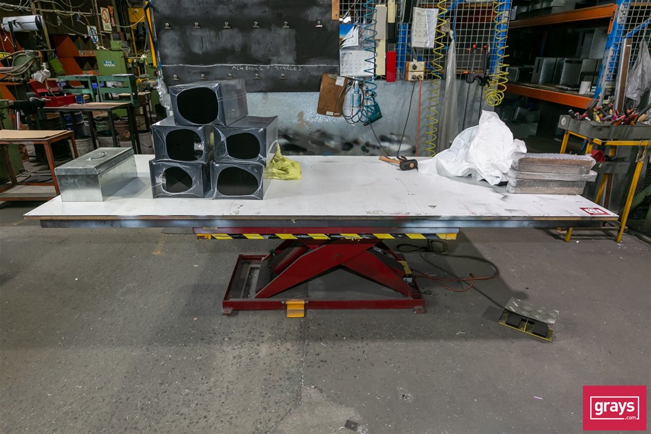 Safetech Hydraulic Lift Table Scissor Lift Work Bench Auction (0041 ...
