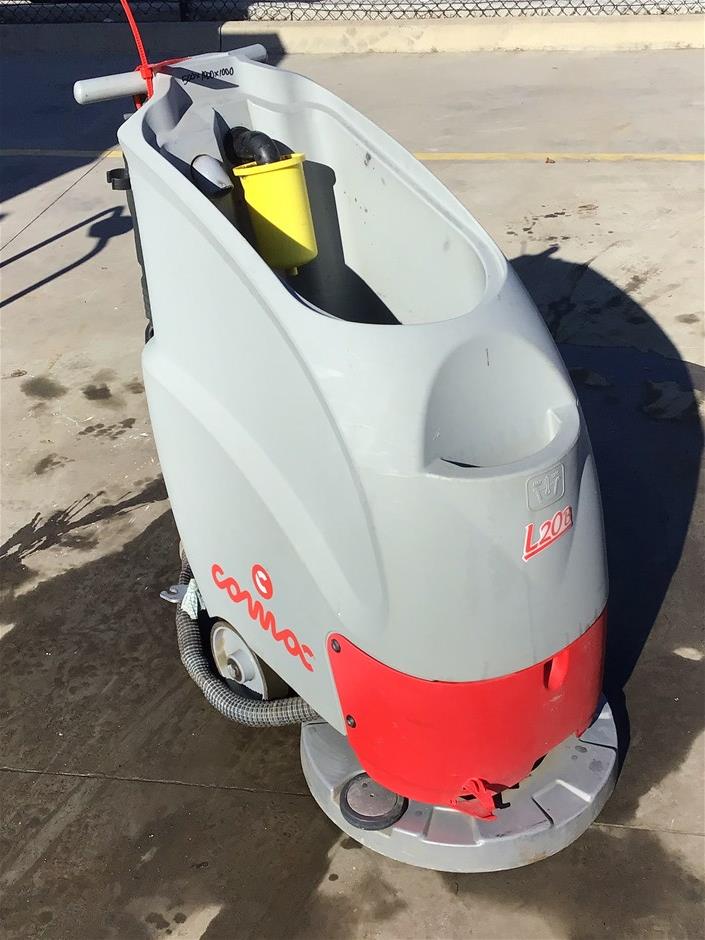 Comoc L20B Walk Behind Floor Scrubber Auction (0024-3022732) | Grays ...