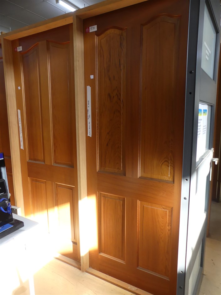 External Door - Solid Western Red Cedar Auction (0531-3022781) | Grays ...