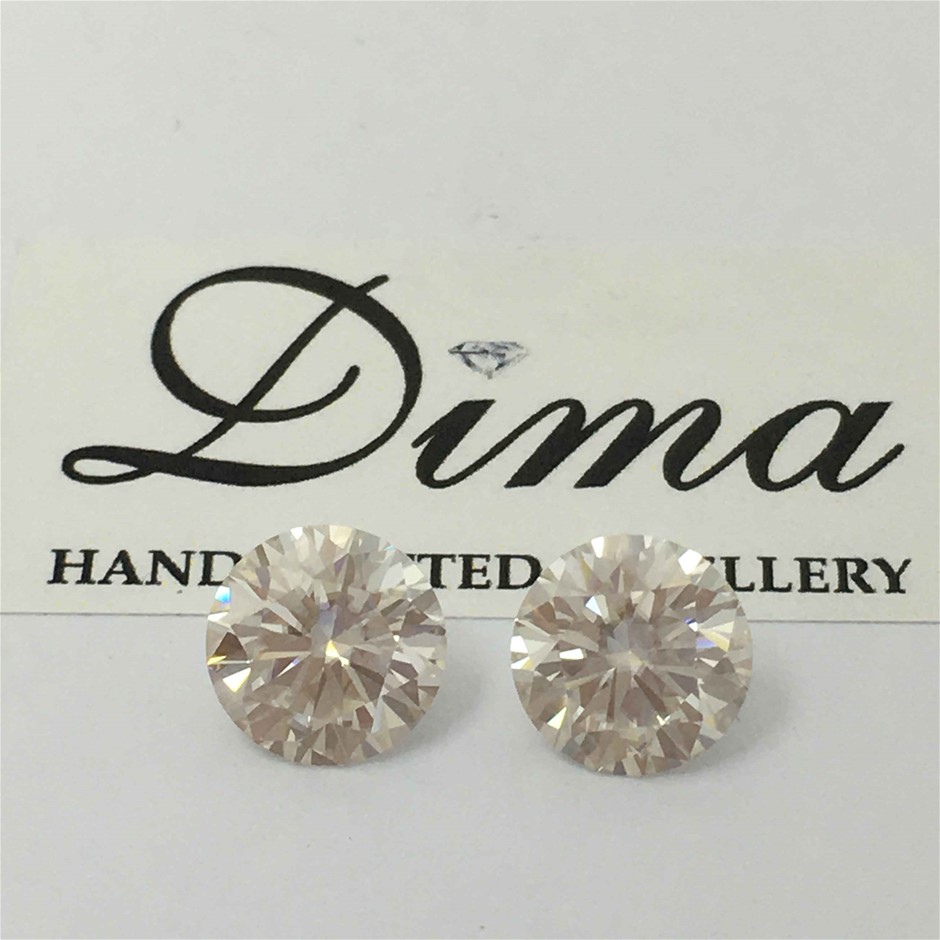Two Stones Moissanite Round 3.52ct Auction (0037-2554076) | Grays Australia
