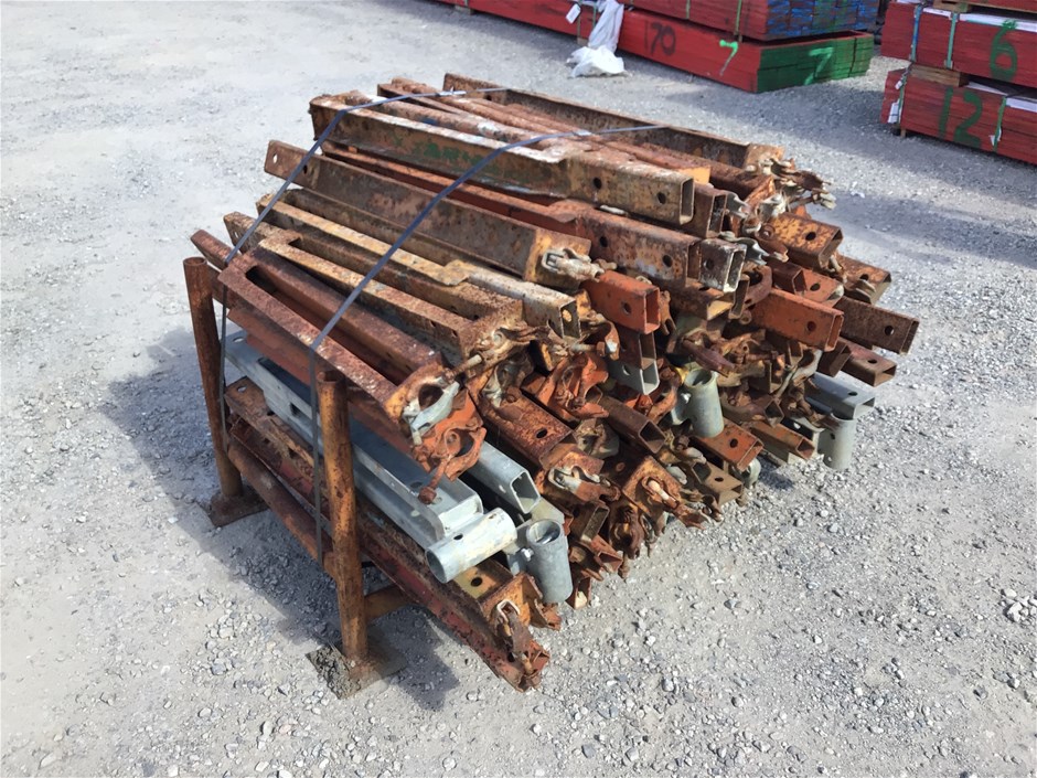 Stillage of RMD Walkway Brackets Auction (0056-5050095) | Grays Australia