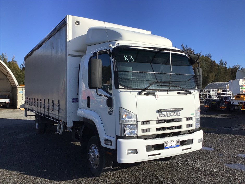 2015 Isuzu FRR600 X-Long Sitec 235 Series III 4x2 Curtainsider Rigid ...