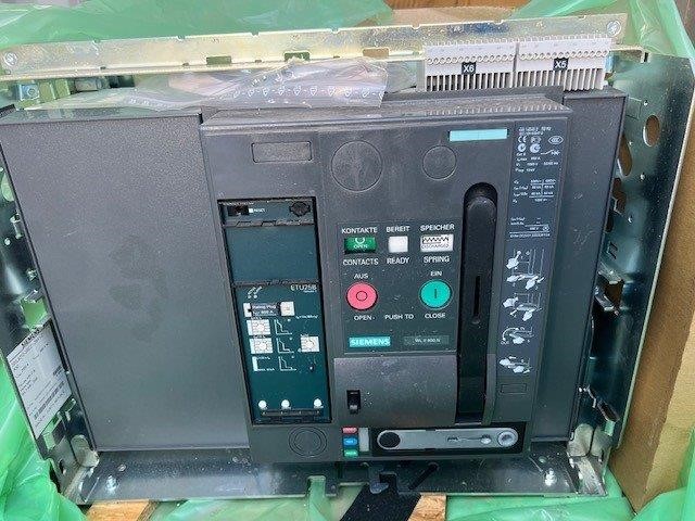 Siemens Integrated Cubicle Bus Auction (0082-7040637) | Grays Australia