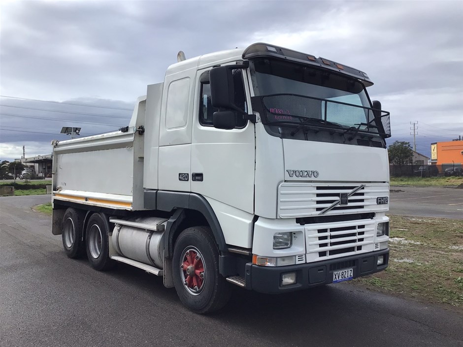 1995 Volvo FH12 (6 x 4) Tipper Truck Auction (0001-3023157) | Grays ...