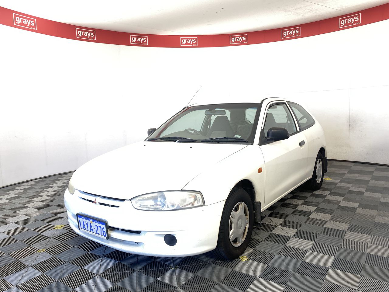 2001 Mitsubishi Mirage CE Manual Hatchback Auction (0001-9034448 ...