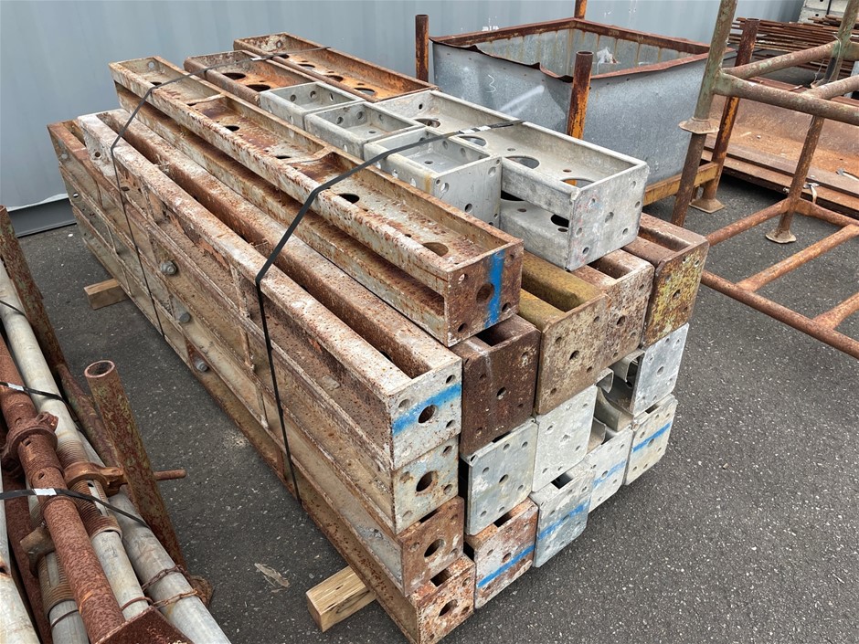 Acrow Superslim Soldiers Auction (0011-5050095) | Grays Australia