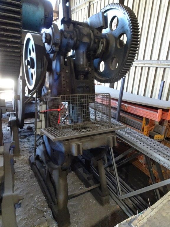 John Heine 203A Series 3 Incline Press Auction (0066-8015934) | Grays ...