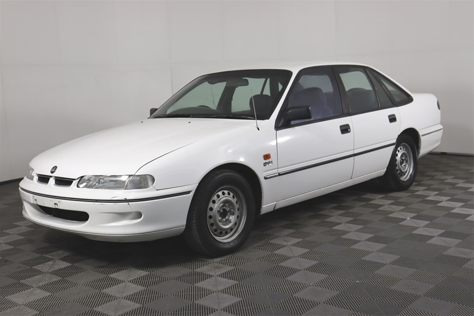 1993 Holden Commodore Executive BT-1 VR AT Sedan