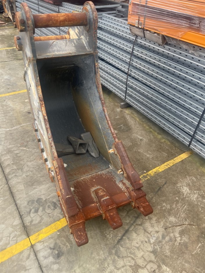 30 Tonne 600mm Rock Bucket With New Teeth Auction (0084-5050420 ...