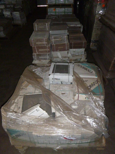 3 x Pallets of Large Quantity of Tiles Auction (0081-8016024) | Grays ...
