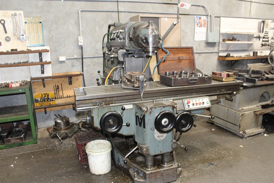 Huron MU6 Milling Machine With Assorted Tooling Auction (0004-5050158 ...