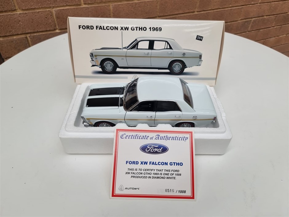 “Diamond White” 1970 Ford Falcon XW GTHO Phase2 1/18 Scale Model Car Auction (0033-2546929 ...