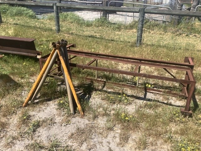 2x Mobile Steel Frames and 5x Temporary Fence Stand’s Auction (0085 ...
