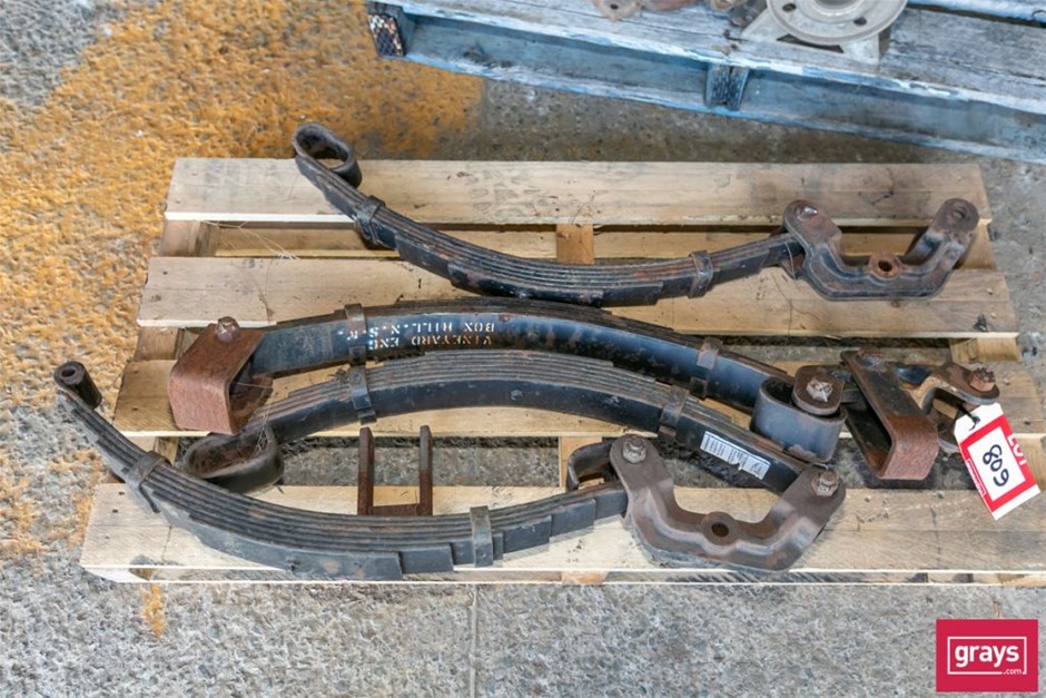 Industrial Springs Tandem Trailer Spring Assemblies Auction (0809 ...