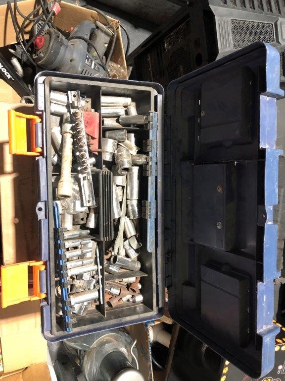 Box of Mix Tools Auction (0051-2186653) | Grays Australia