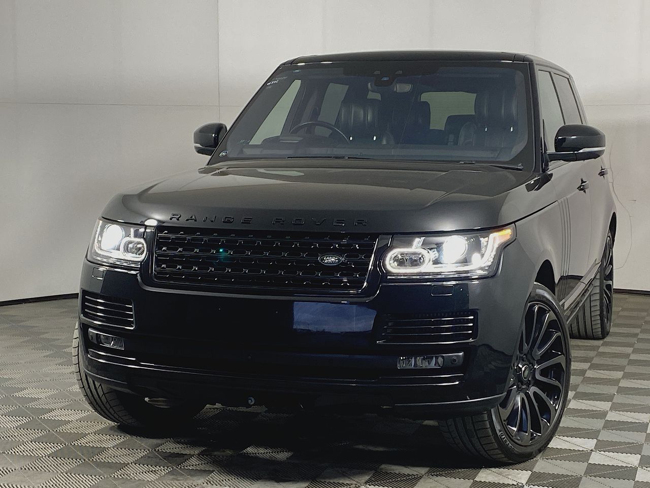 2017 Land Rover Range Rover SDV8 AUTOBIOG LWB Auction (0001-20063545 ...