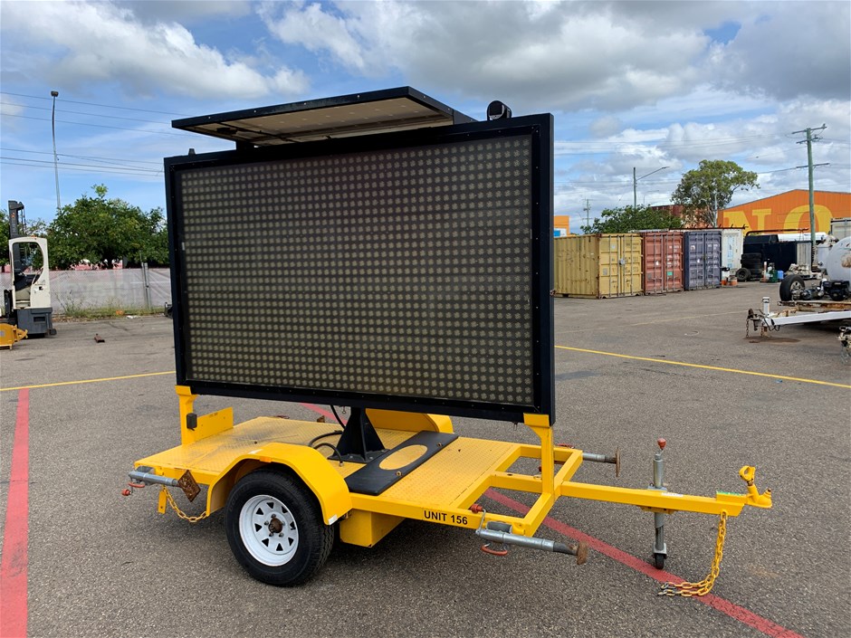 2015 Giga Signs VMSC Single Variable Message Sign Trailer Auction (0050 ...