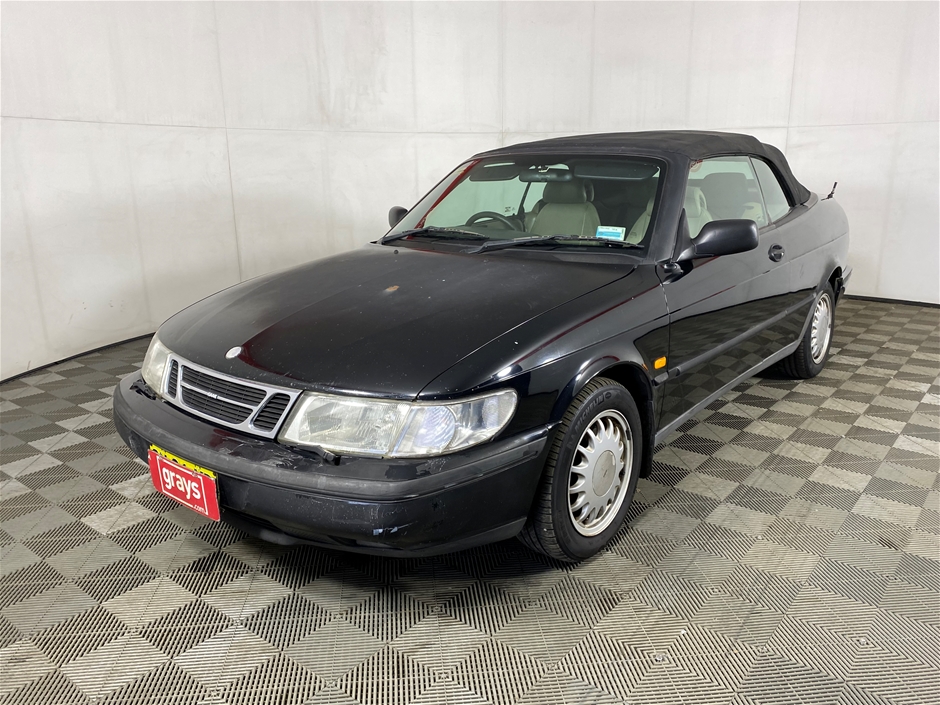 1997 Saab 900 S Automatic Convertible Auction (0001-10326810) | Grays ...