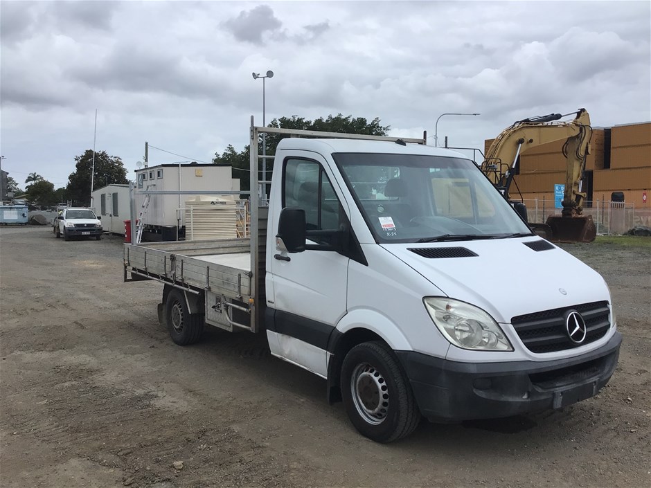 2012 Mercedes Sprinter 4 x 2 Tray Body Truck Auction (0001-7041653 ...