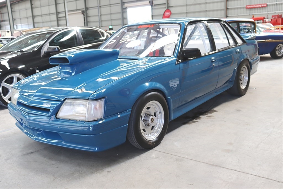 VK Commodore “Blue Meanie” Custom Drag Racer Automatic Sedan Auction ...