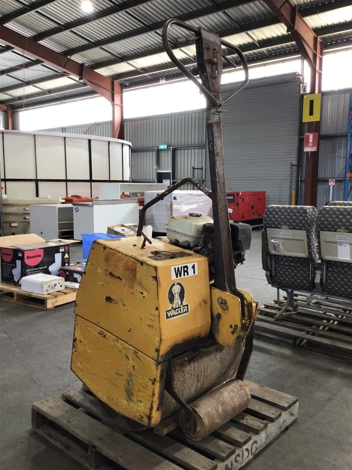 Wacker Pedestrian Walk-behind Roller Auction (0042-8016189) | Grays ...
