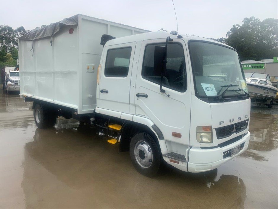 2009 FUSO 1223 FK61 FIGHTER 6 CREW CAB 4X2 Tipper Wood Chip Auction ...