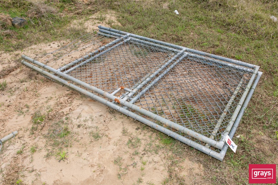 3x Galvanise Mesh Gate Frames with Barr Wire Top Auction (0195-5050677 ...