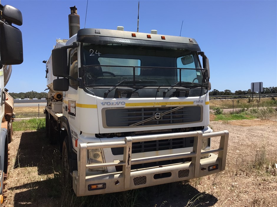 2005 Volvo FM 6x4 Anfo Mixing Truck Auction (0001-9037059) | Grays ...
