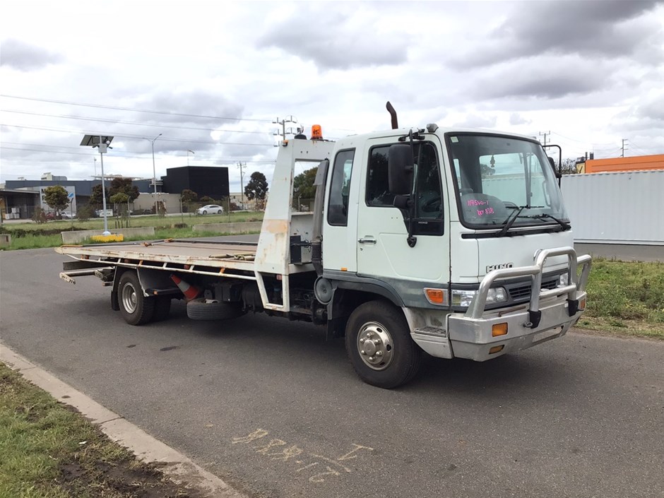 1999 Hino FD 4 x 2 Tilt Tray Truck Auction (0001-3023829) | Grays Australia