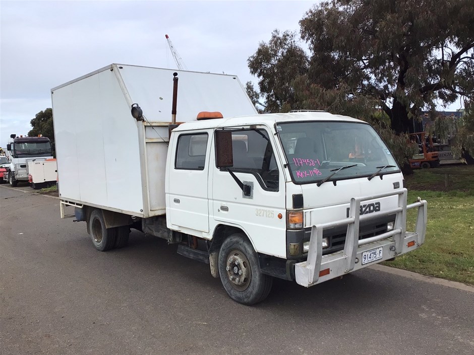 1997 Mazda T4600 (4 x 2) Pantech Truck Auction (0001-3023924) | Grays Australia