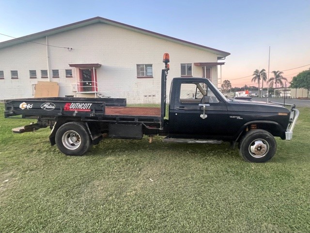 1981 Ford F-350 V8 Diesel RWD Manual Ute Auction (0003-7041977) | Grays ...