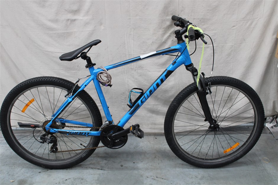 Giant Mountain Bike Auction (0036-9036259) | Grays Australia