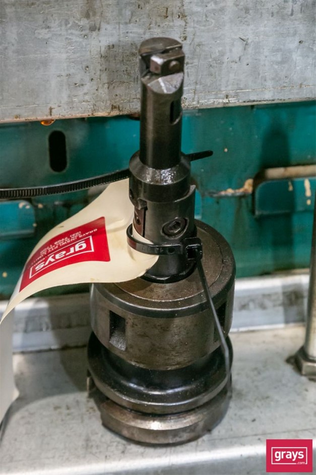 BT40 Machine Collet Chuck Arbor With Fine Boring Cutter Auction (0268 ...