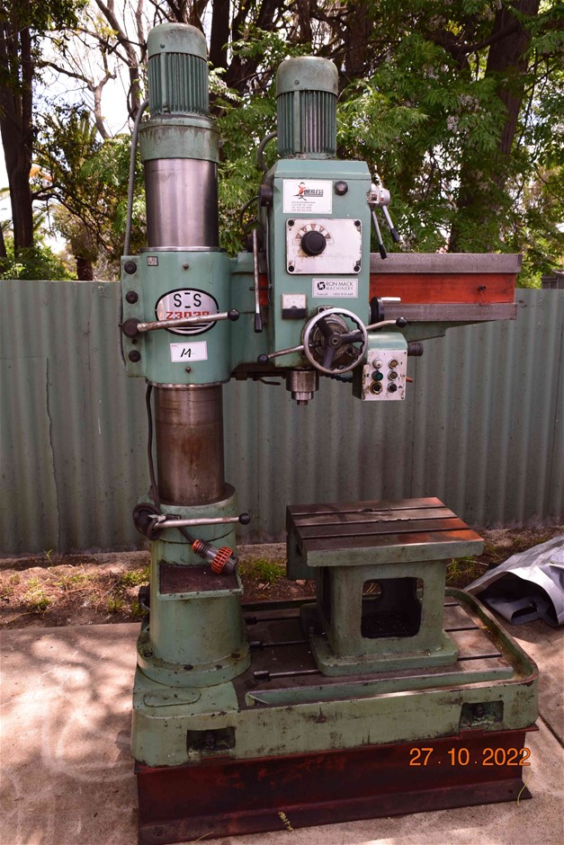 "Herless" Radial Arm Drilling Machine Auction (0011-9038234) | Grays ...