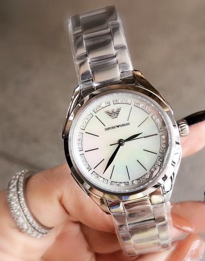 Stunning new Emporio Armarni Crystal Ladies watch. Auction (0001 ...