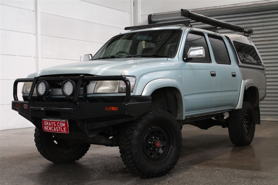 2001 Toyota Hilux (4x4) Manual Dual Cab (WOVR REPAIRABLE WRITE OFF ...