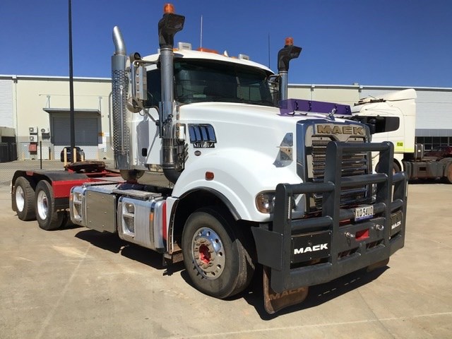EOI– Heavy Rated Prime Movers, Drake 3x8 Float & Water Truck