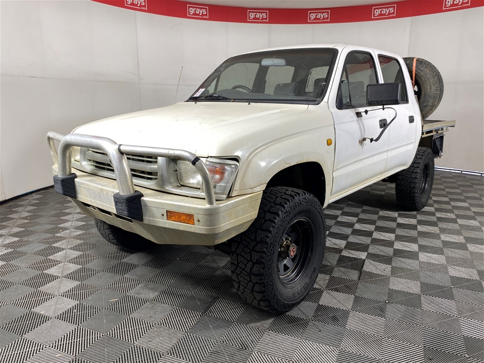 1997 Toyota Hilux (4x4) Manual Dual Cab Auction (0001-50700646) | Grays ...