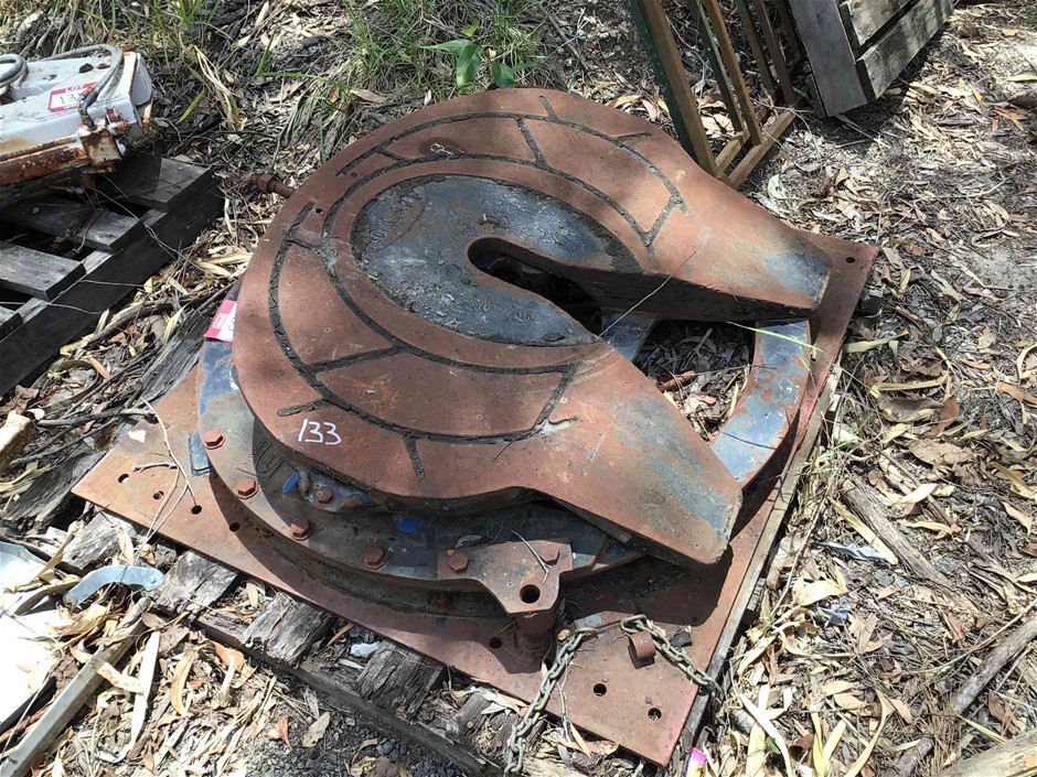 Holland Ball Race Turntable Auction (0205-7042323) | Grays Australia