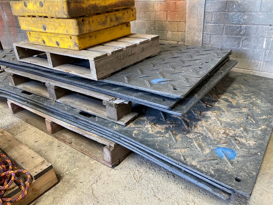 8 x Assorted Truck Bog Mats Auction (0032-5051251) | Grays Australia