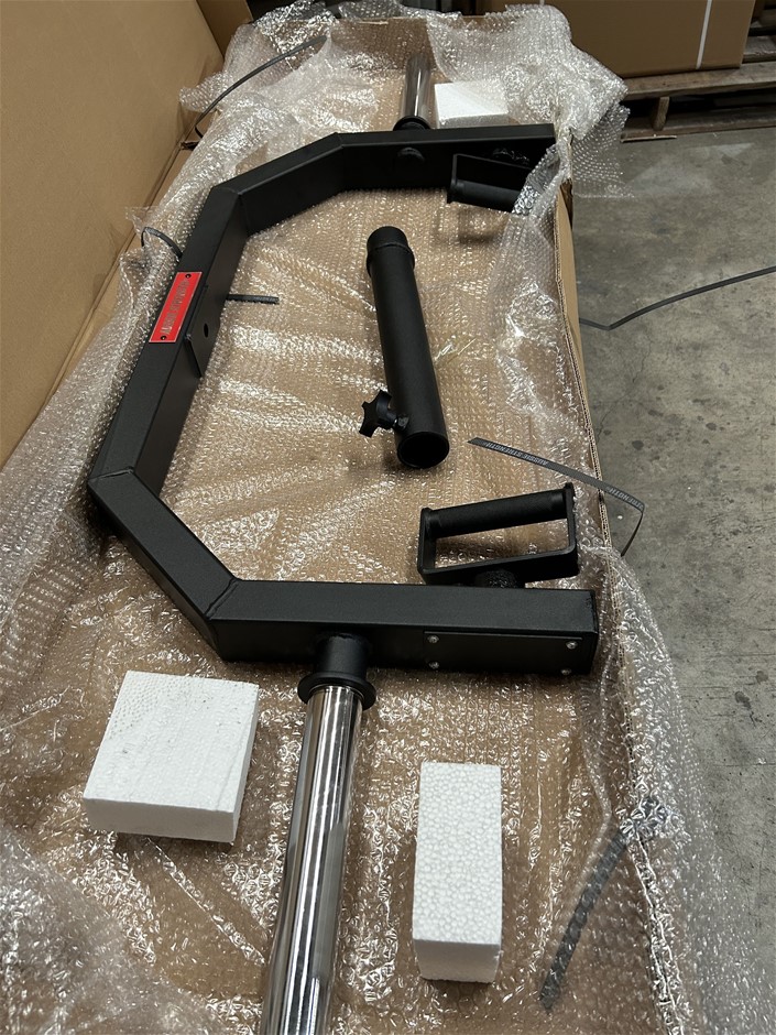 Aussie Strength ETC Bar with Chrome Sleeve Auction (0025-5051272 ...