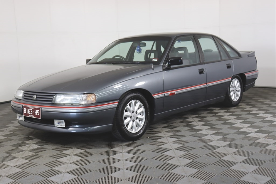 1990 Holden VN Commodore SS V8 Manual Sedan Auction (0001-20082786 ...