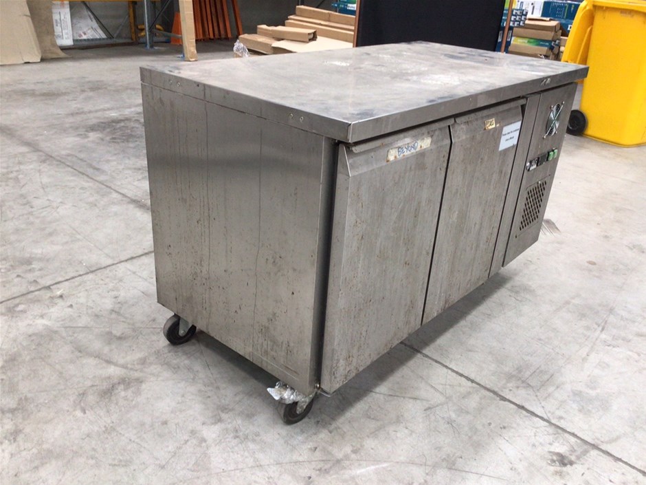 AG EQUIPMENT AB2100BT Double Door Freezer Auction (0027-3024145 ...
