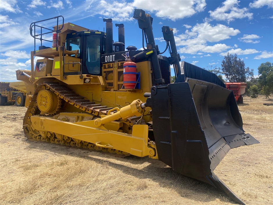 2007 Caterpillar D10T Crawler Dozer with Ripper Auction (0001-9038568 ...