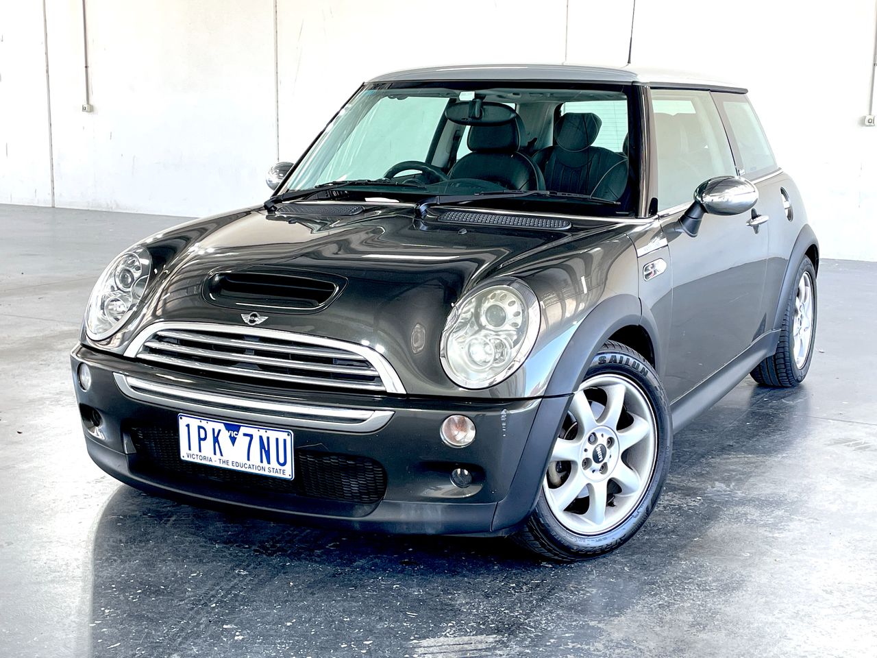 2005 Mini Cooper S Automatic Hatchback