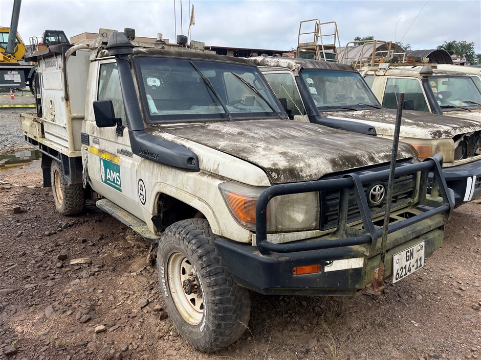 2011 Toyota Landcruiser 79 Series Bomb Ute (LV113) Auction (0005 ...
