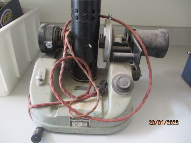 Hilger Spekker Photoelectric Absorption Meter H560 Auction (0040 ...